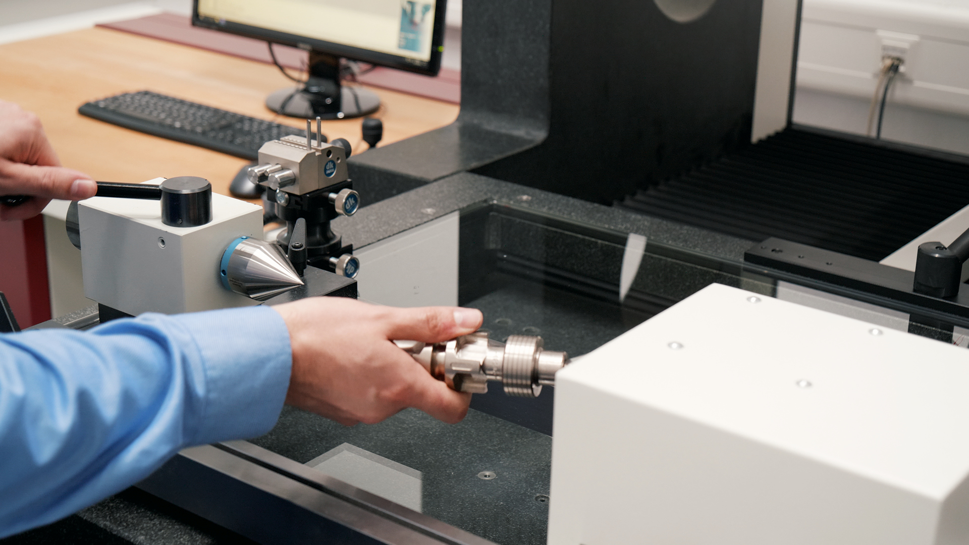 White light sensor - Dr. Heinrich Schneider Messtechnik GmbH"